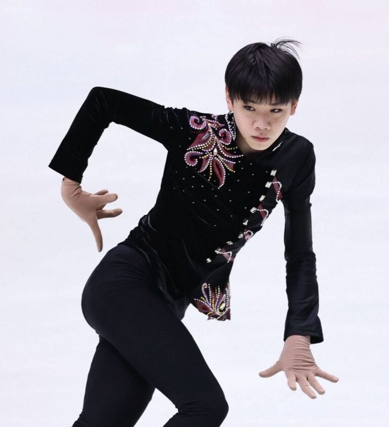 安藤美姫の教え子は田内誠悟!16歳差のusjデート!2人の関係性とwikiまとめ 芸能topics